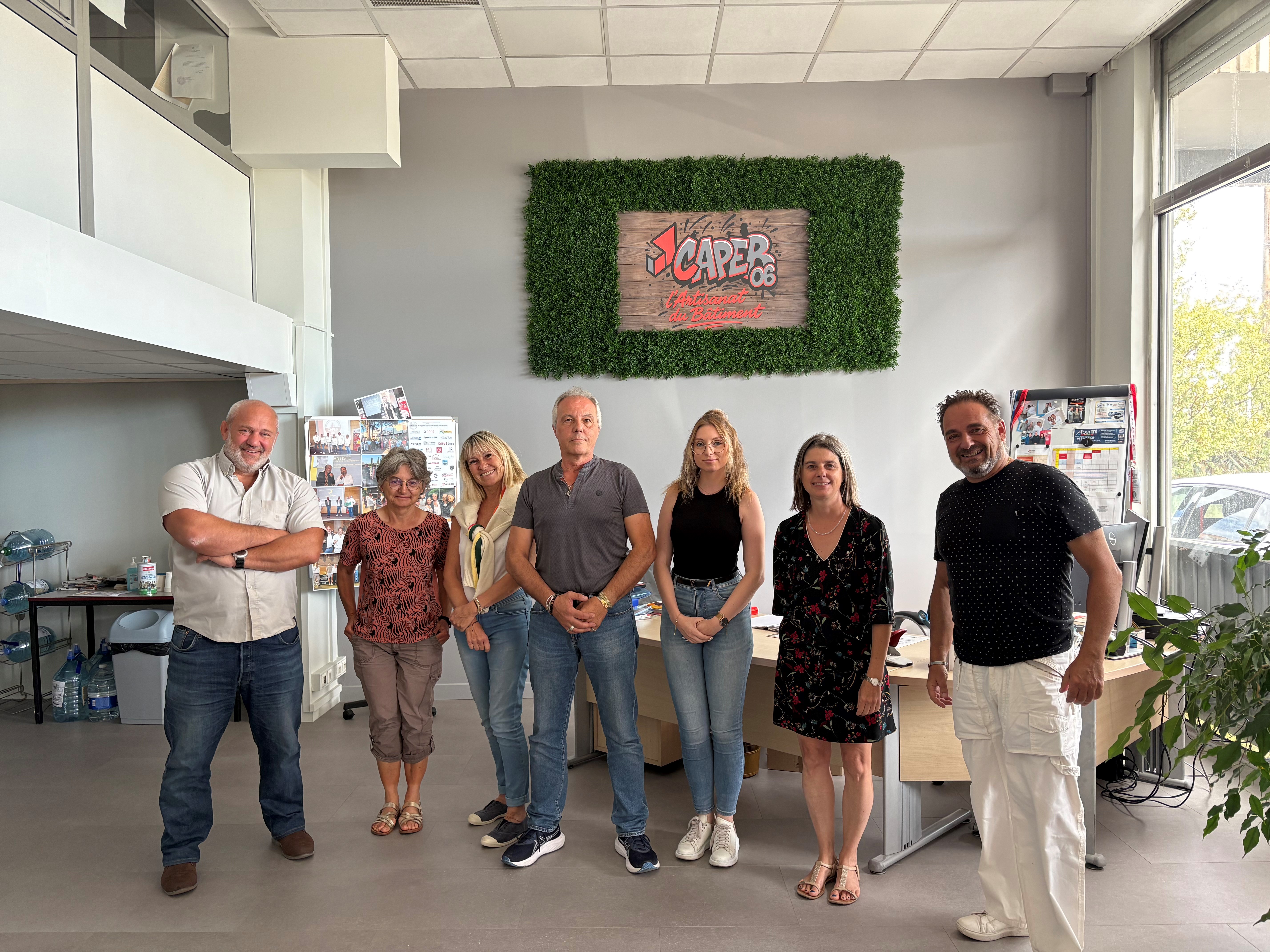 LA CAPEB 06 VOUS SOUHAITE UNE BONNE RENTREE! ・ CAPEB